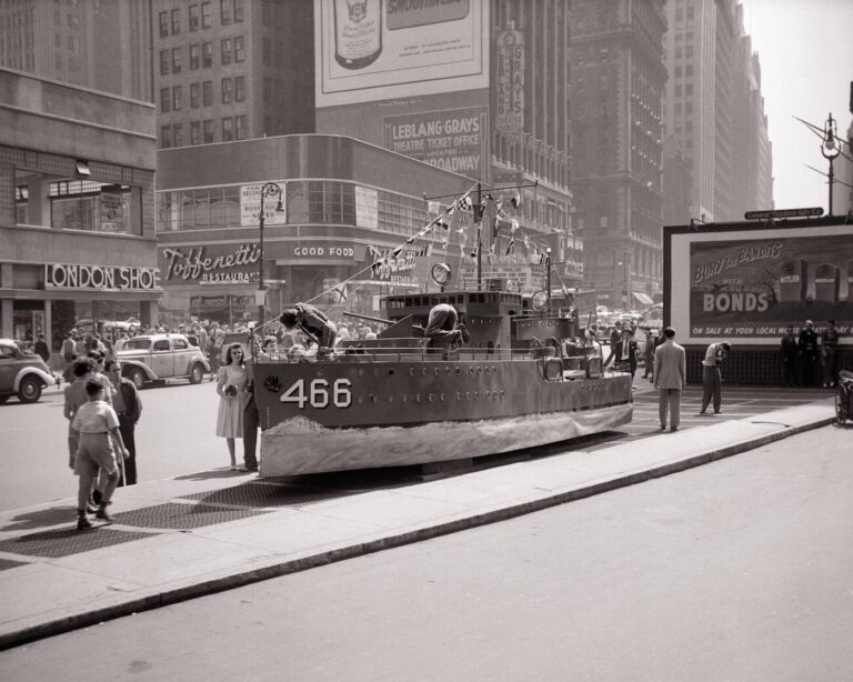 Brooklyn Navy Yard to Times Square: Daily Life in New York City During WWII