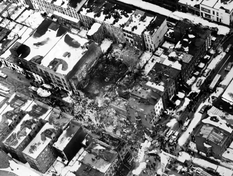 134 Dead in New York City: The Story and Photos of December 16, 1960 ...