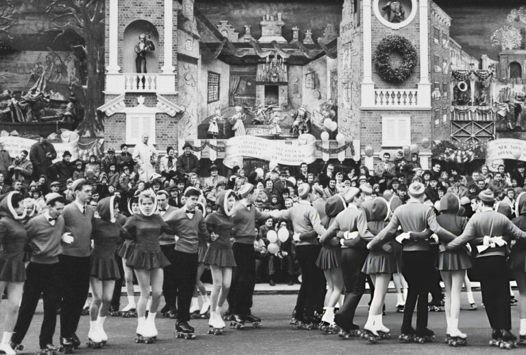 These Fabulous Vintage Photos Show the Macy's Thanksgiving Day Parade's ...