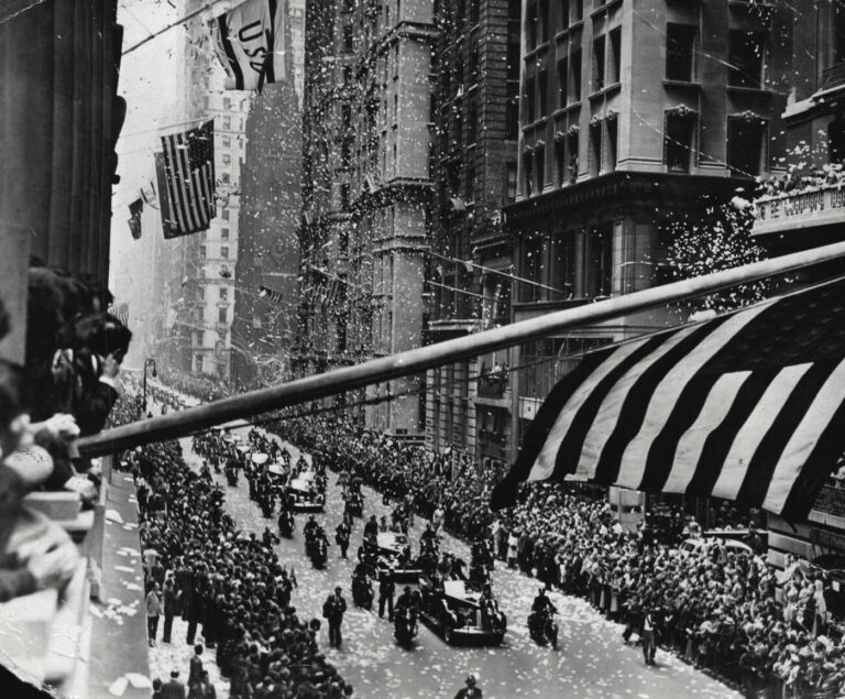 A Visual Journey Through New York City's Iconic Ticker-Tape Parades ...