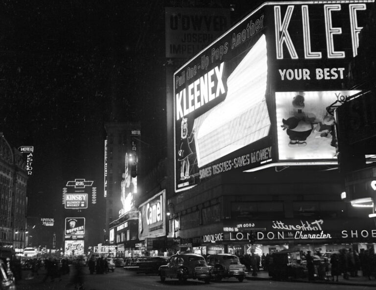 A Visual Journey Through Times Square's 1950s Heyday, Captured in ...