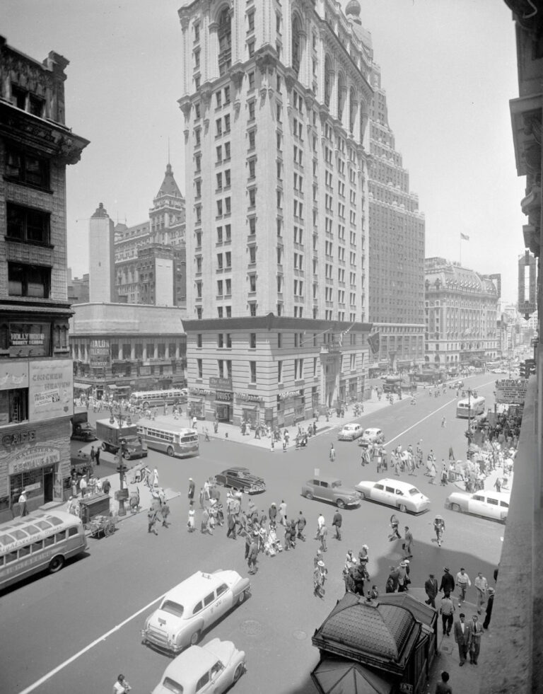 A Visual Journey Through Times Square's 1950s Heyday, Captured in ...