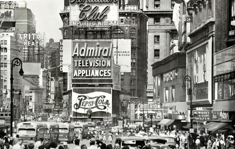 A Visual Journey Through Times Square's 1950s Heyday, Captured in ...