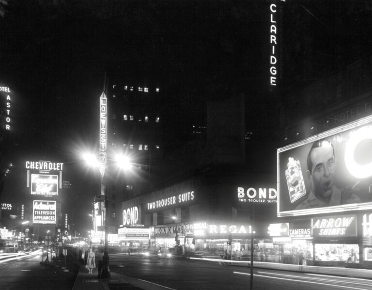 A Visual Journey Through Times Square's 1950s Heyday, Captured in ...