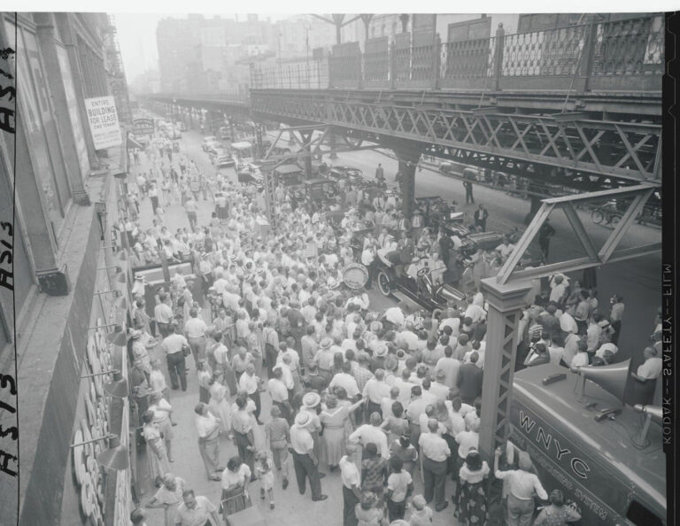 A Visual Journey Through Times Square's 1950s Heyday, Captured in ...