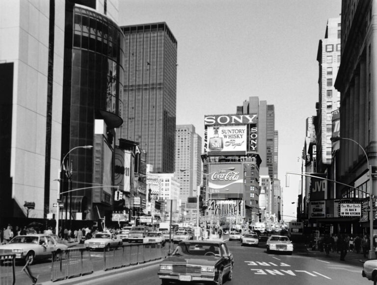 Times Square in the 1980s: The Gritty Era Before the Transformation